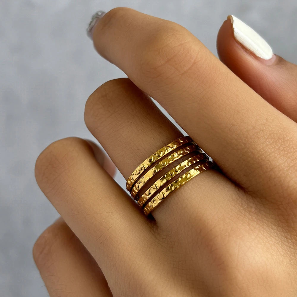 Polyline Ring – Huenaut