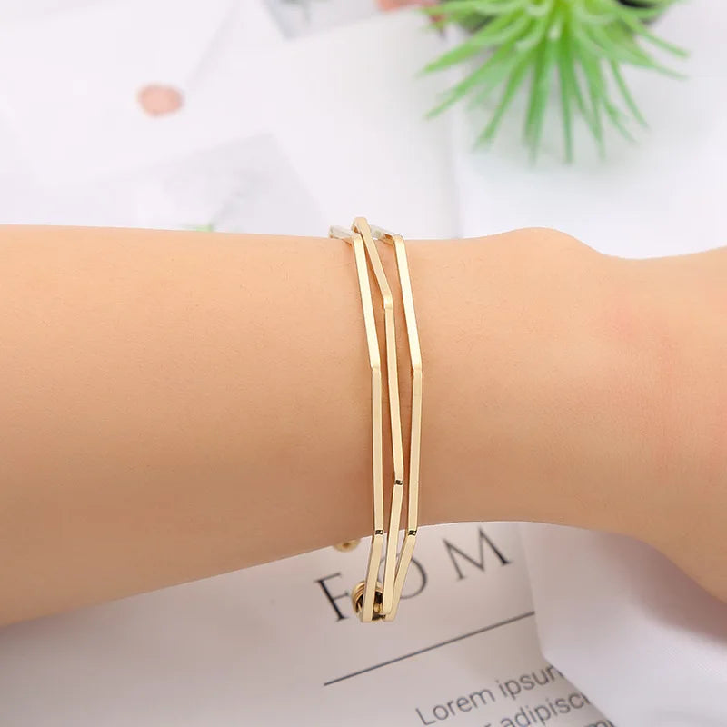 Multilayer Geometric Line Bangle – Huenaut