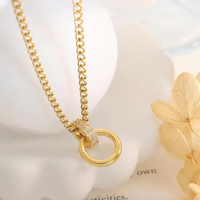 Double Loop Necklace – Huenaut